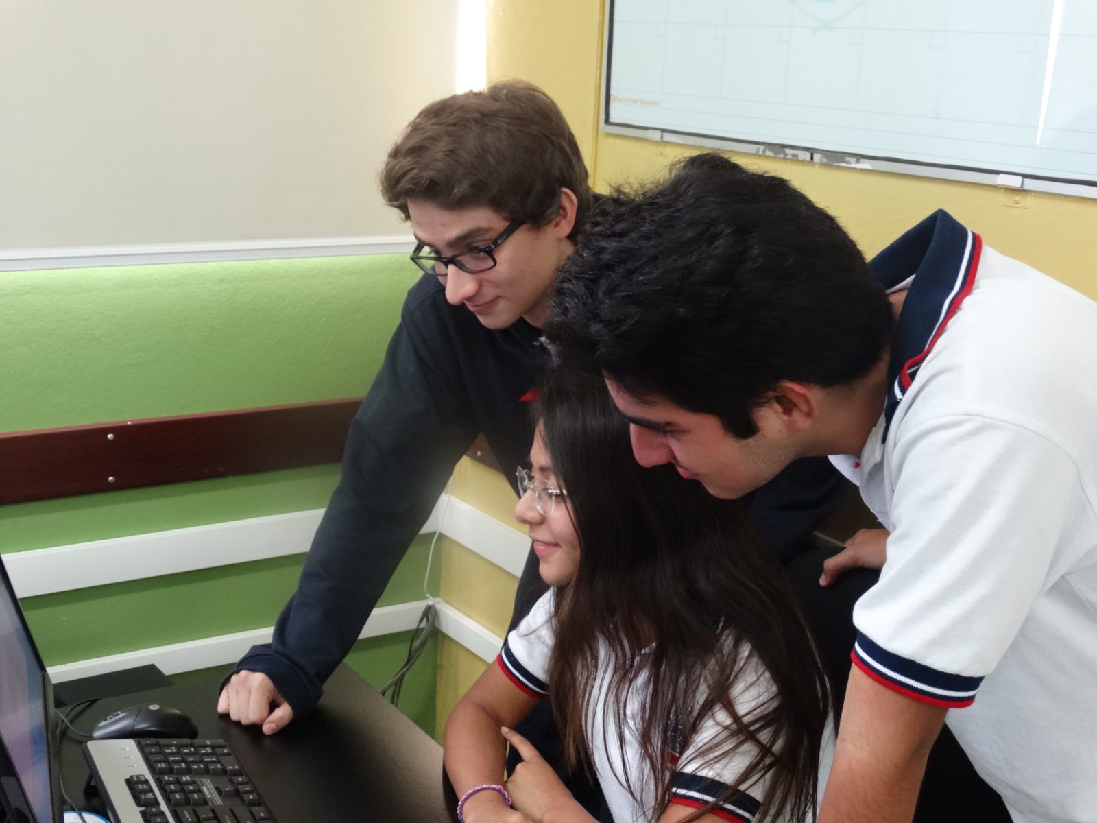 Yurusti High School – Proyecto Reforma Matemática
